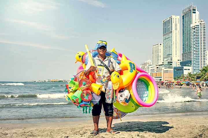 Horton-Stephens - Gary Salter's Inflatable Men